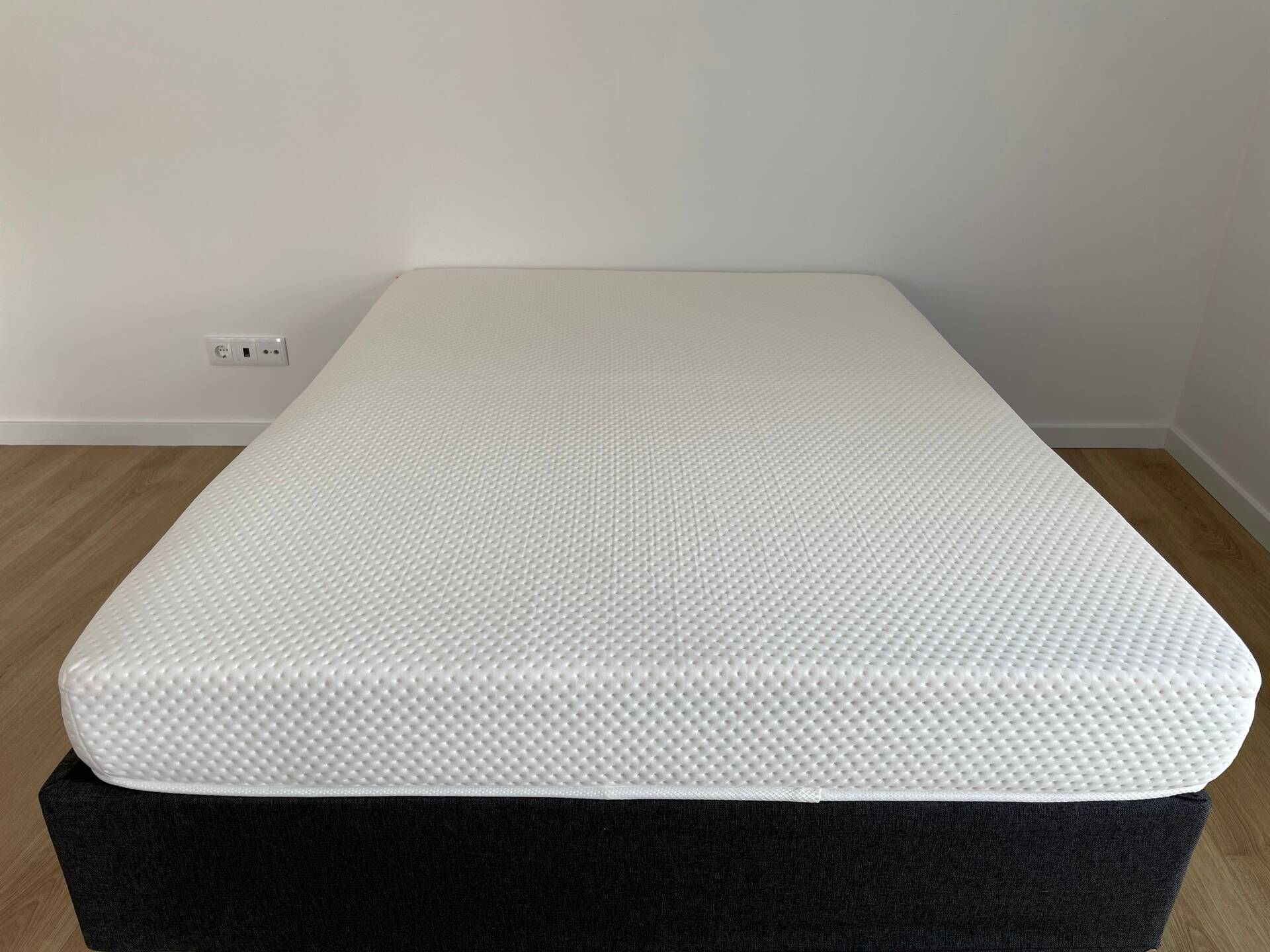 O Colchão Emma Premium Hybrid é Bom? | 2025