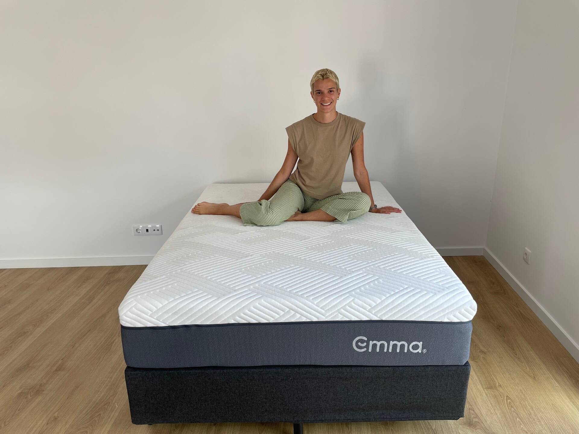 O Colchão Emma Premium Hybrid é Bom? | 2025